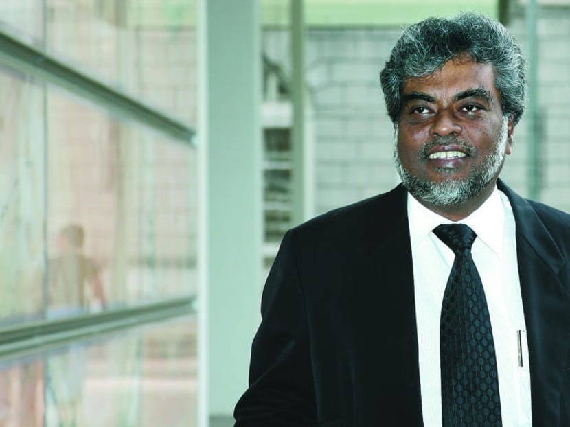 Family and close friends pay respects to Subhas Anandan - TODAY
