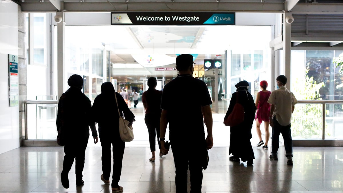 10 shops providing non-essential services warned over staying open ...