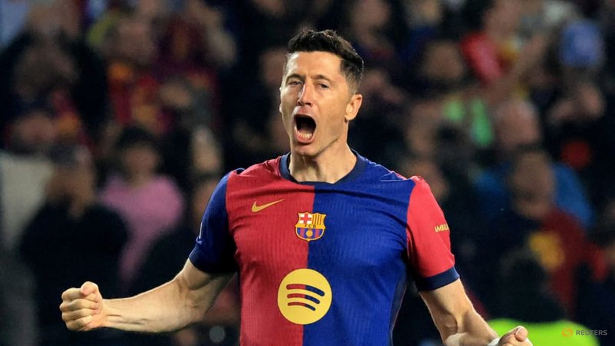 Lewandowski strikes twice as Barcelona thrash Dortmund 4-0 - CNA