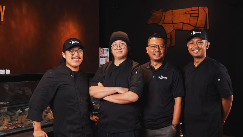 Pasangan Muslim ini buka kedai daging halal premium di Upper Thomson ...
