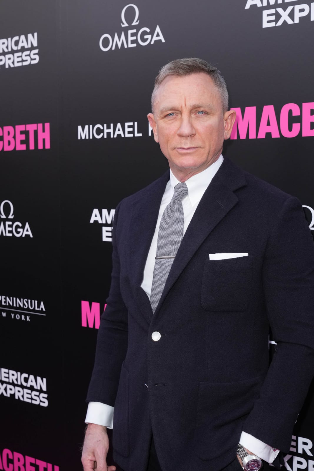 Daniel Craig Spent Months With Dialect Coach To Prepare For Knives Out ...