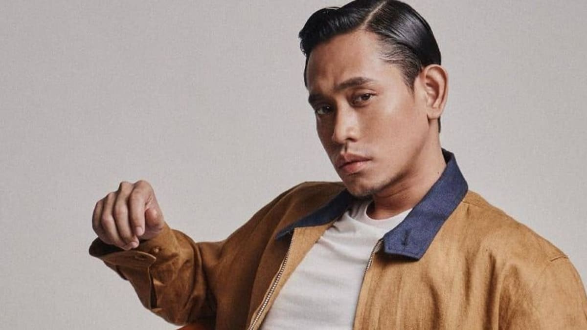 Khai Bahar lancar lagu duet terbaru bersama Lia Aziz - BERITA Mediacorp