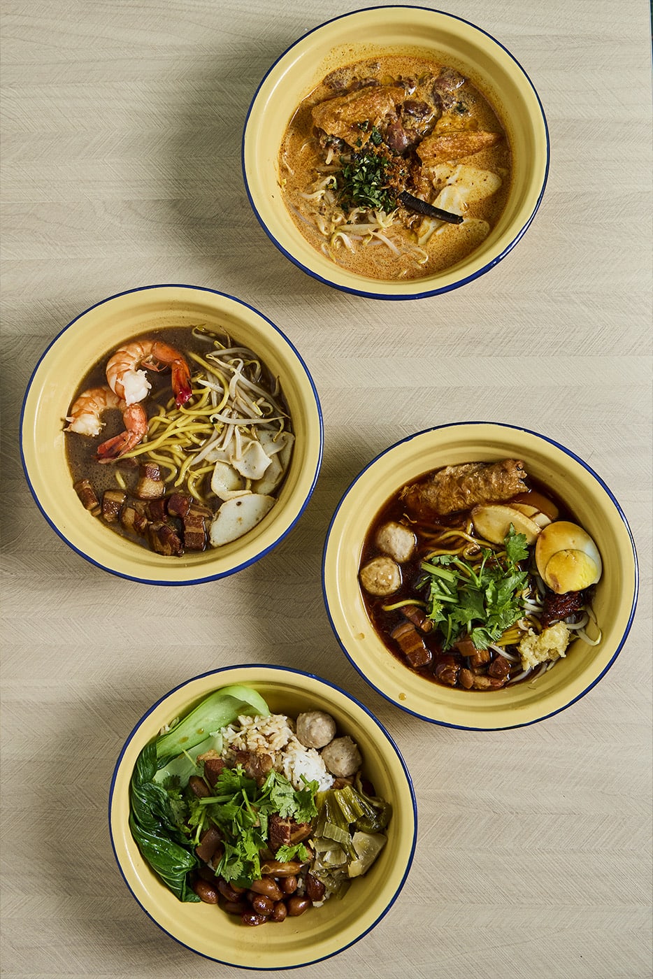 Sim Lim Eatery Sells Laksa Cooked With Earthworms, Boss Claims It ...