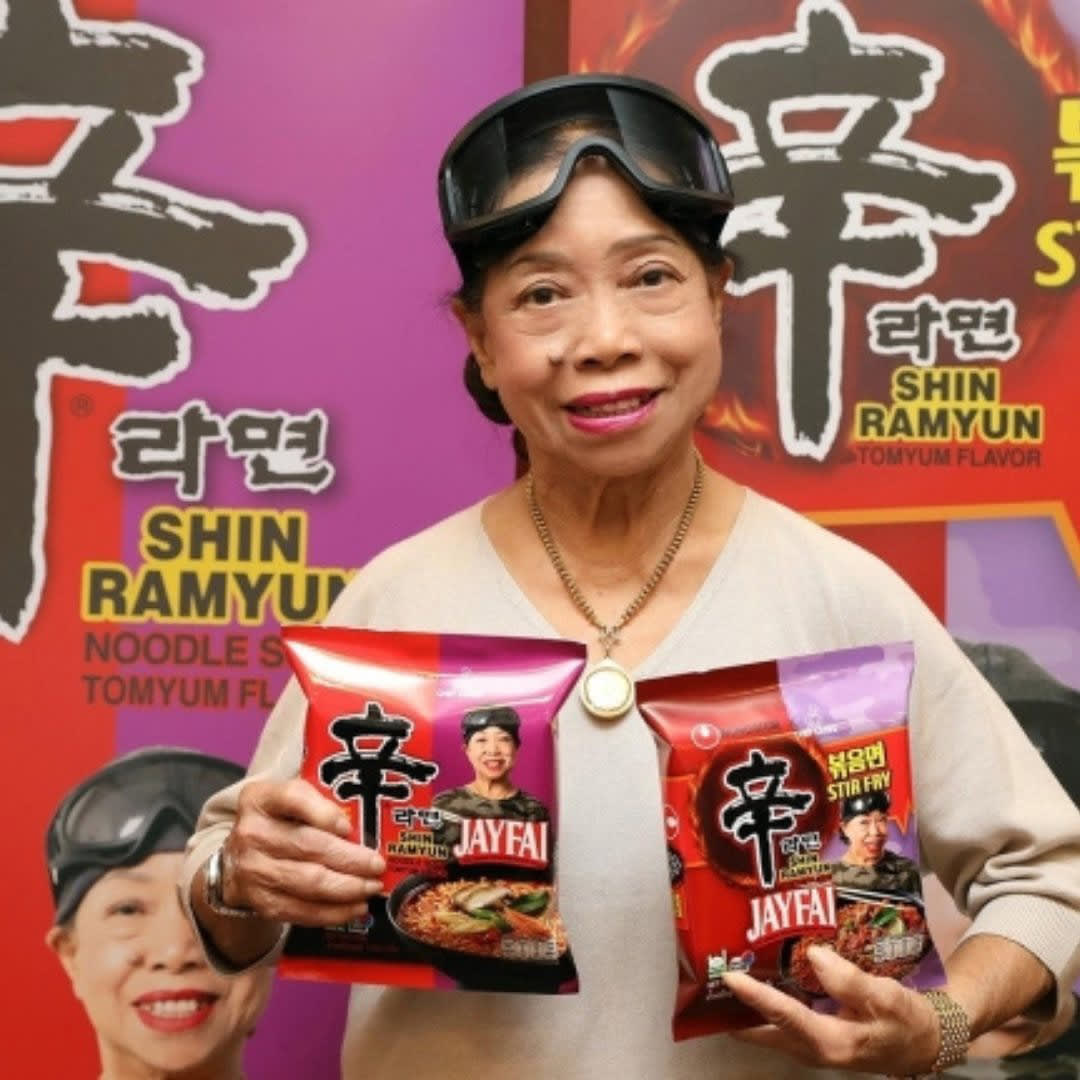 Now Available in SG: 1-Michelin-Starred Bangkok Stall Jay Fai’s ...