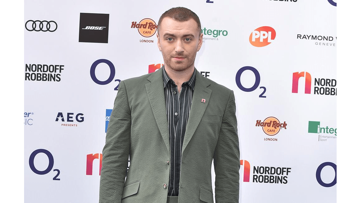 Sam Smith: I want to be referred to as they - 8days