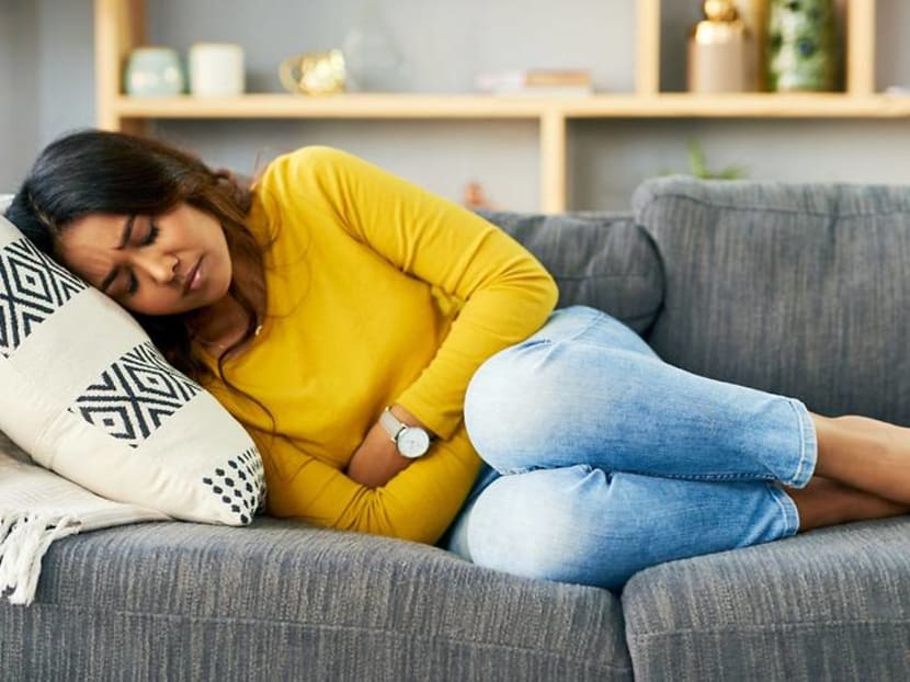 Why menstrual cramps hurt a lot – and what painkillers and natural ...