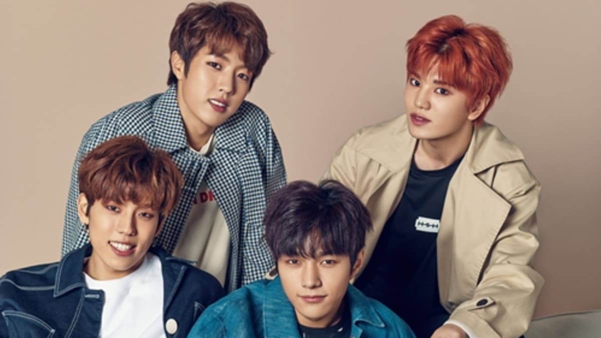 Infinite Transforms into Fall Men for ′Singles′ - 8days