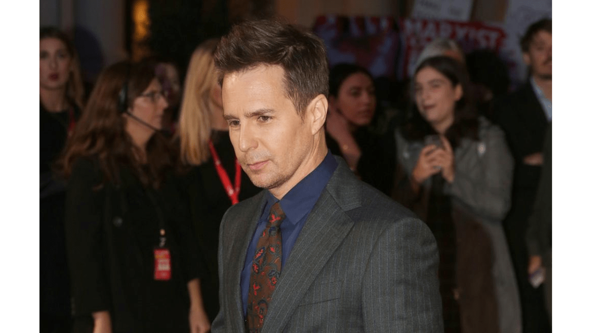 Sam Rockwell needs laughs on set - 8days