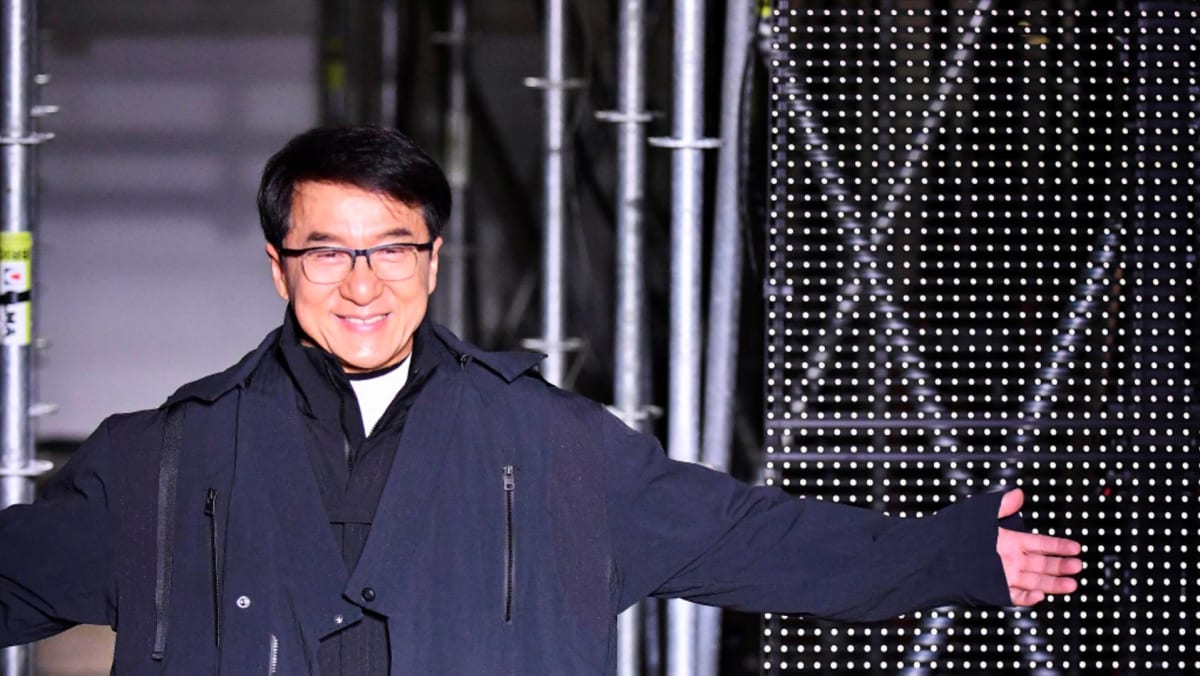 Fans Have Been Sending Jackie Chan Face Masks After He Was Rumoured To ...