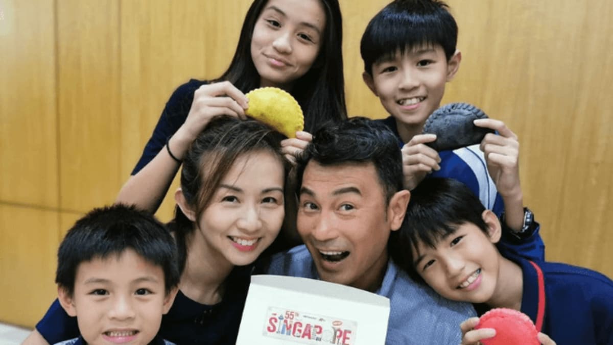 Darren Lim, Who Has 4 Kids With Wife Evelyn Tan, Says He Has Started To ...