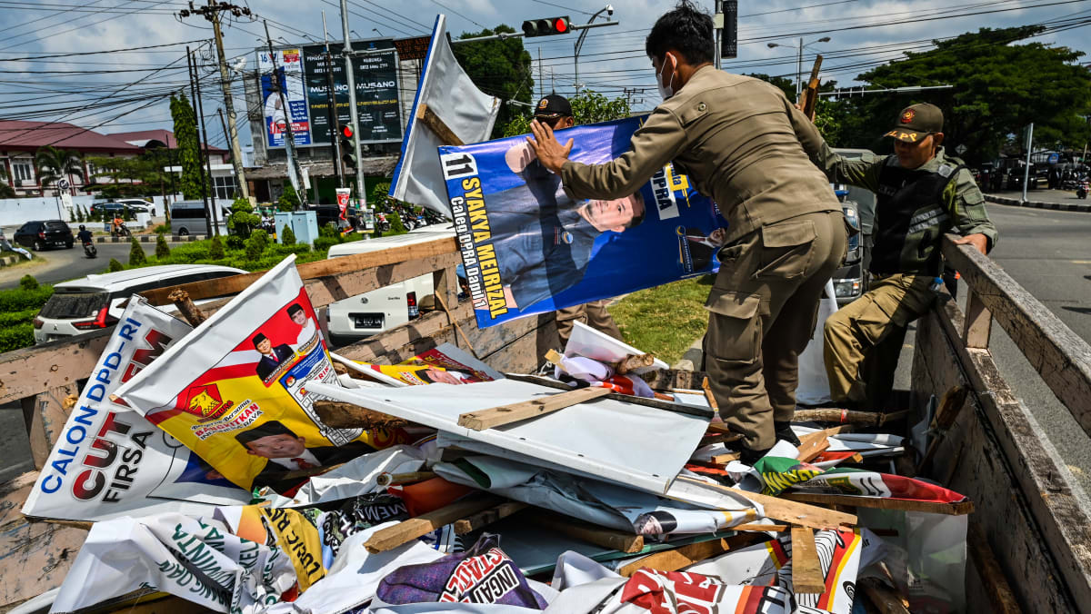 Pembersihan alat berkempen tanggungjawab peserta Pilihan Raya Indonesia ...