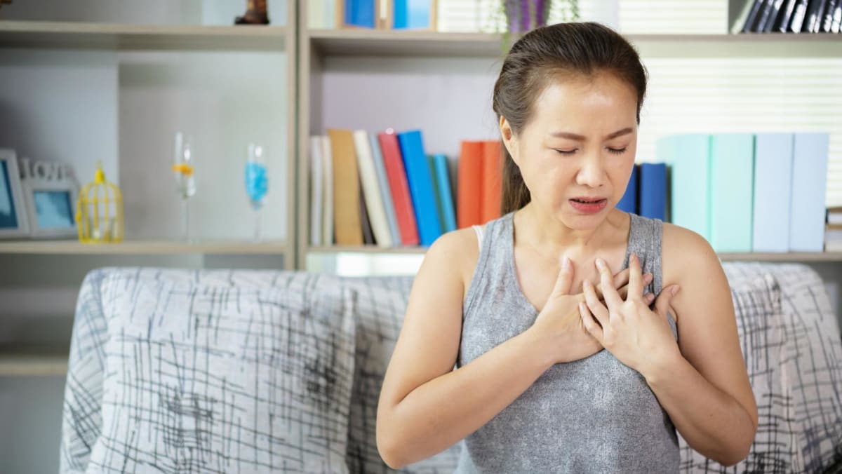 Panic attack vs heart attack vs perimenopause: What’s the difference ...