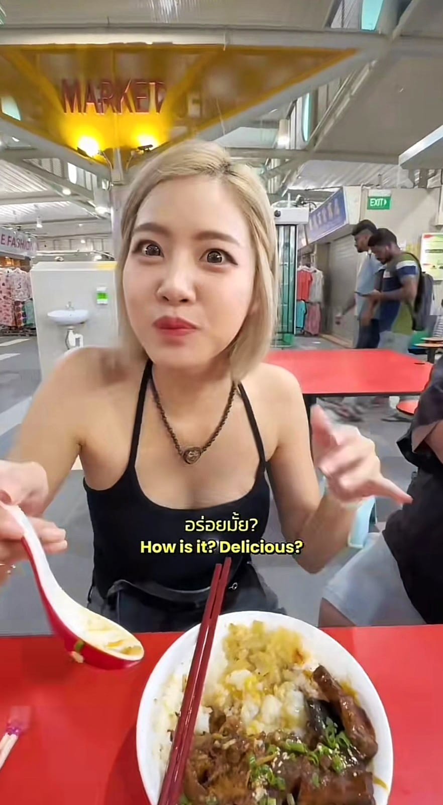 Hot Thai Influencer Fahhaha Visits S’pore Stall Meat & Rice Twice ...