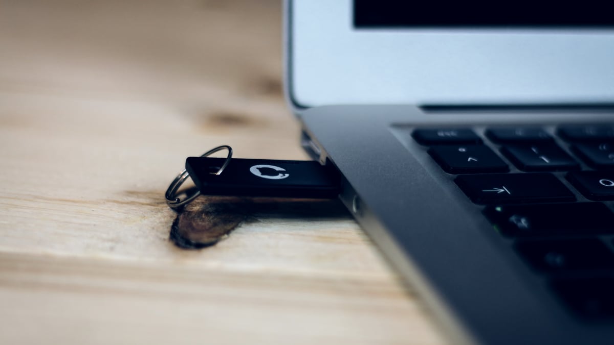 Public servants allowed to use only authorised USB storage devices at ...