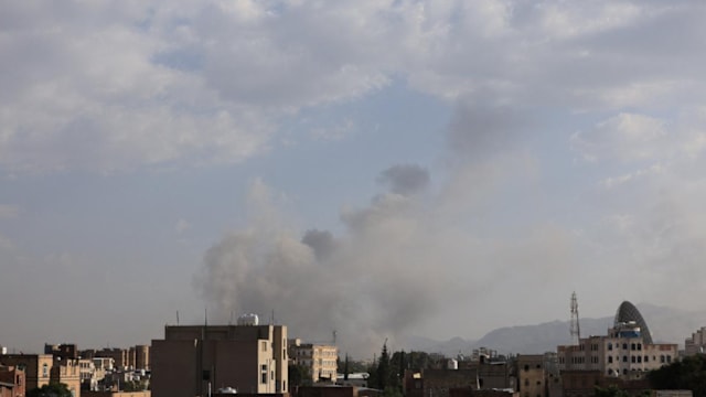 以色列再度空袭萨那 市区传出多起爆炸声 - 8world