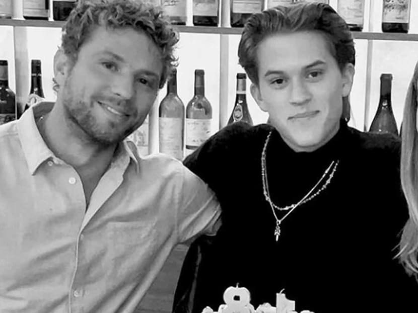 reese witheespoon son