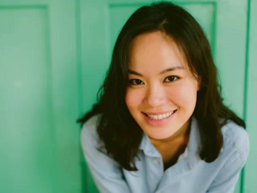 Esther Low's Instagram, Twitter & Facebook on IDCrawl