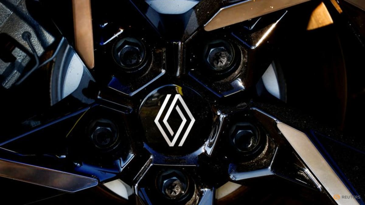 Dutch car sharing firm adds Renault EVs capable of powering local grid ...