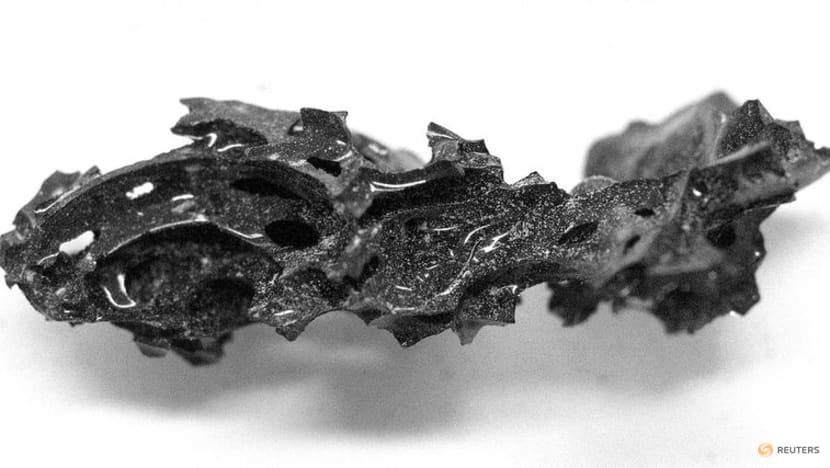 Mount Vesuvius eruption turned a man's brain into glass. Here's how it ...
