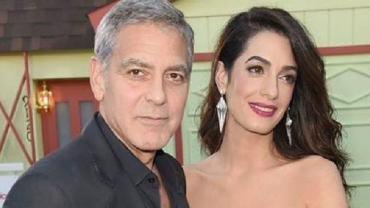 George Clooney inviting fans for double date - melisten