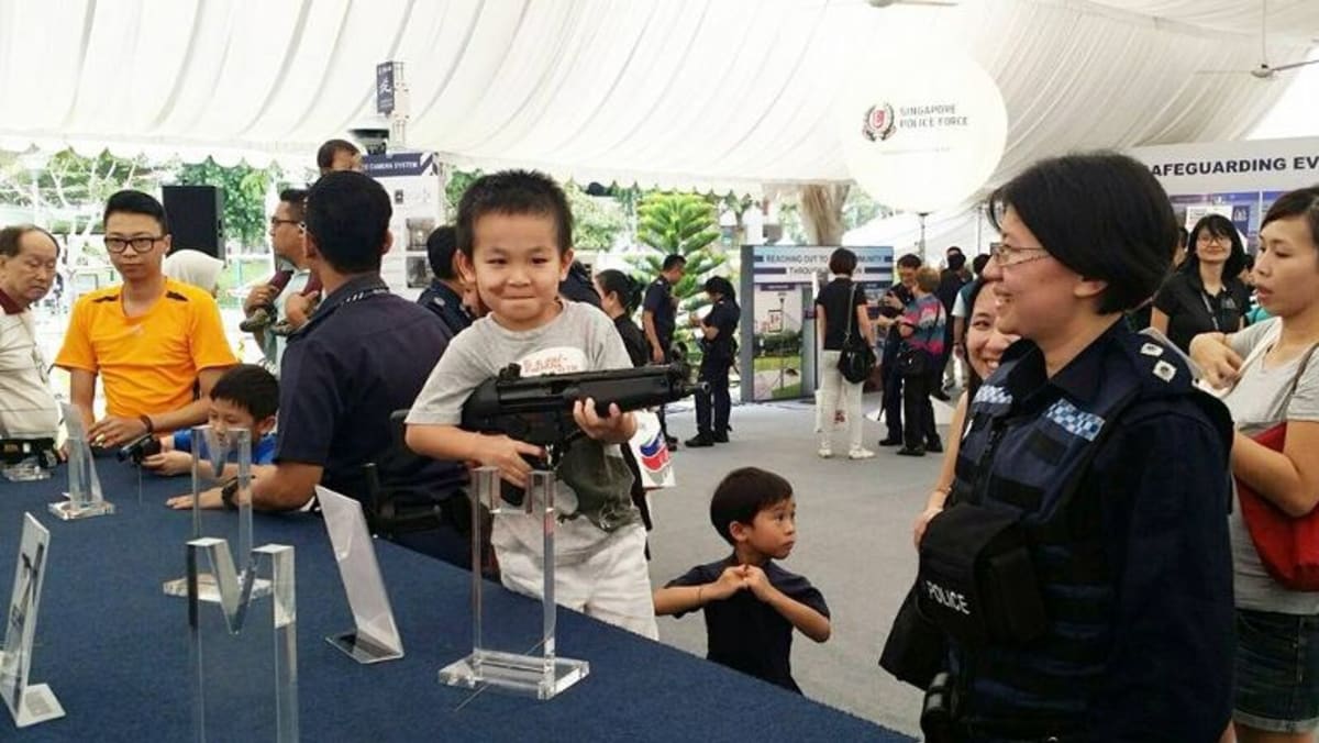 Pameran bergerak SPF tampilkan cara kreatif kurangkan kadar jenayah - BERITA Mediacorp