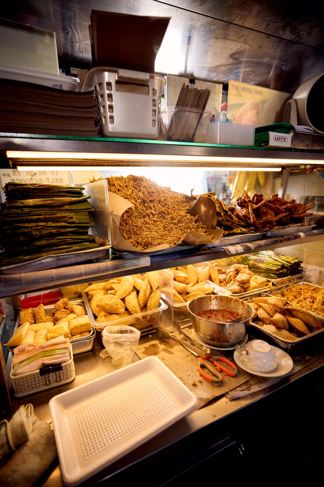 Nasi Lemak Makcik’s Old SQ Calendar Girl Photos Go Viral; Says She ...