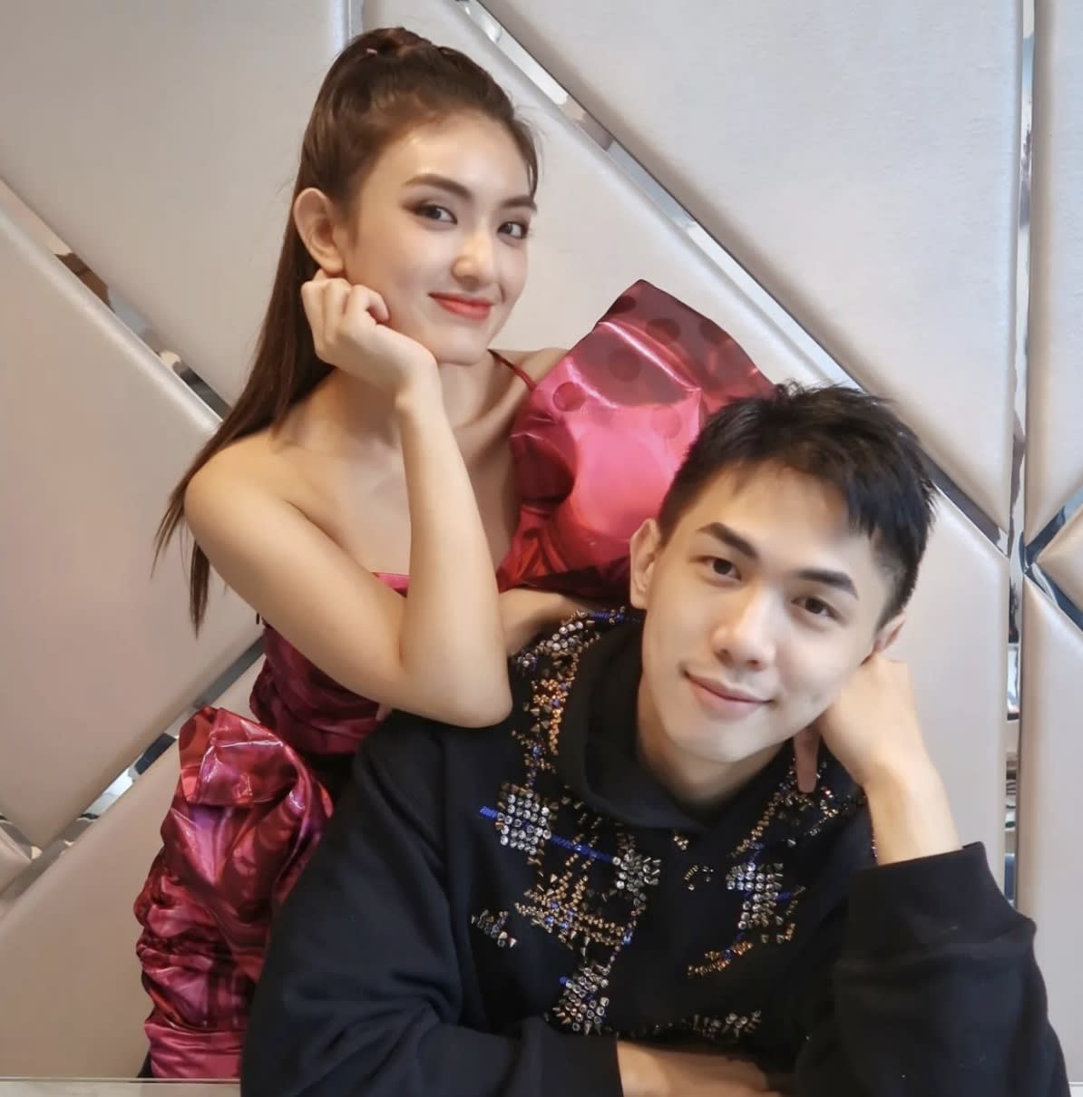 Actress Hong Ling admits she's the messier one in her relationship with ...