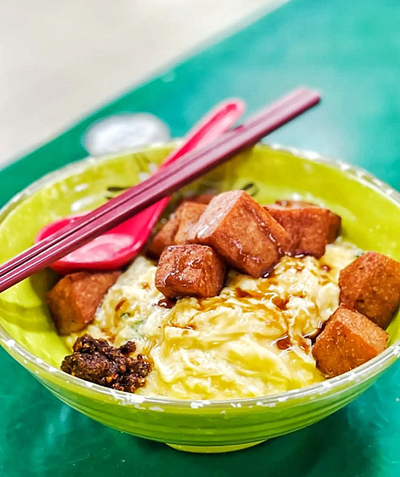Couple Who Lost $20K Six Months After Opening Mala Stall Revamps Biz To ...