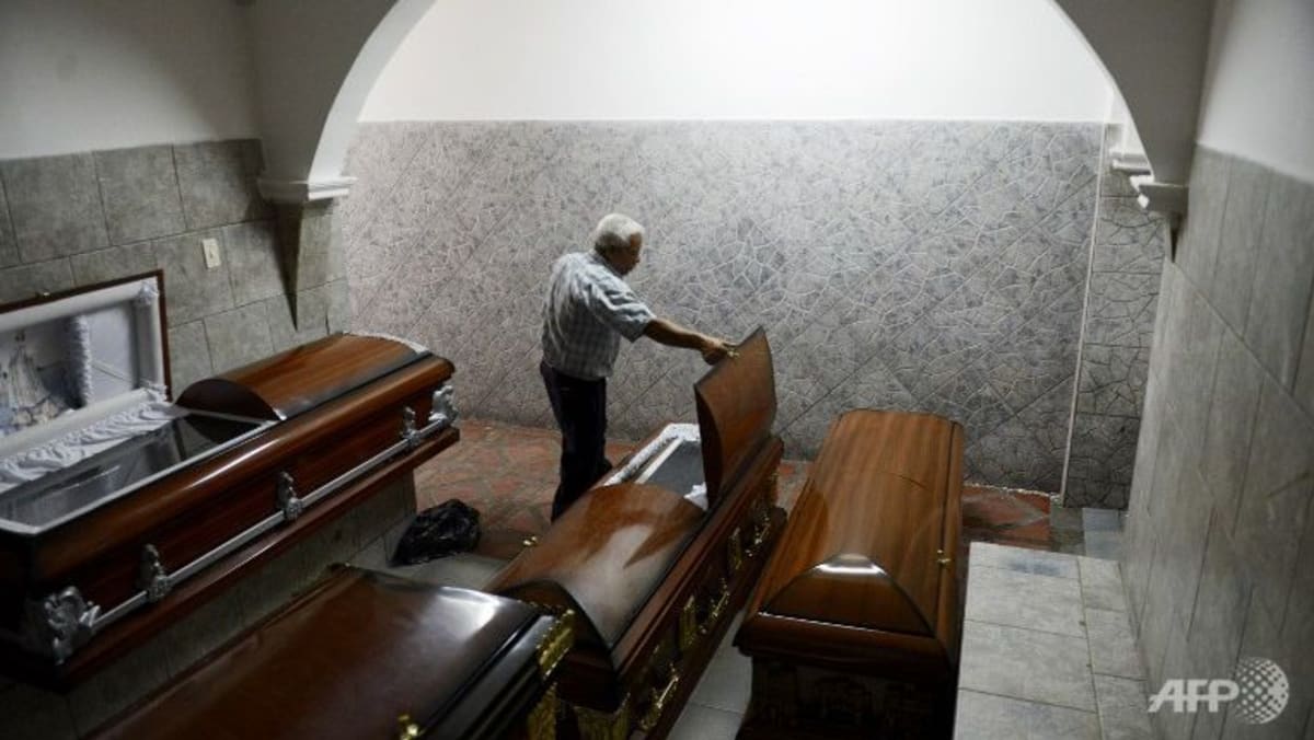 Mayat gadis Britain dibekukan setelah kematiannya agar dapat ...