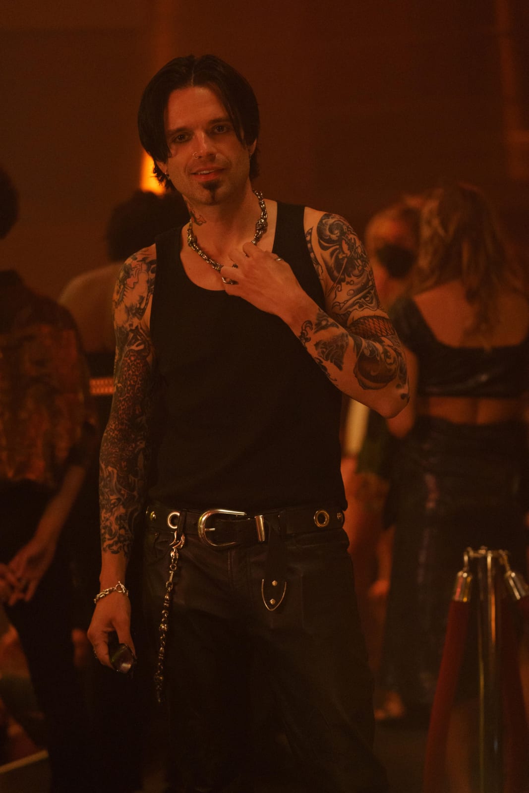 Sebastian Stan "Fasted For 16 To 18 Hours A Day" To Play Tommy Lee: "I ...