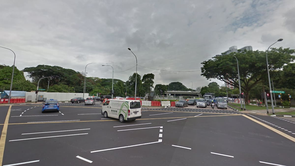 Scrap discretionary right turns at all junctions soon, MPs urge as Road ...