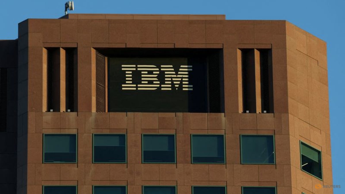 IBM slides as federal spending cuts, uncertain economy impact ...