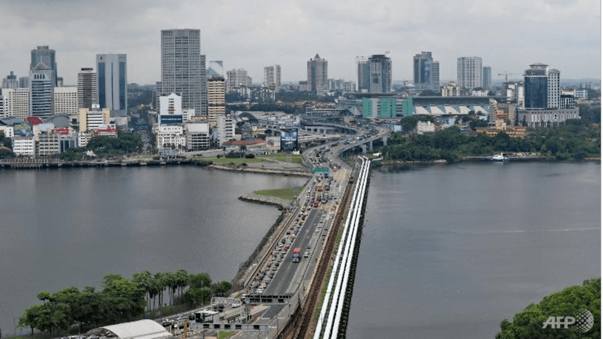 FAQ: What you need to know before crossing the Singapore-Malaysia land ...