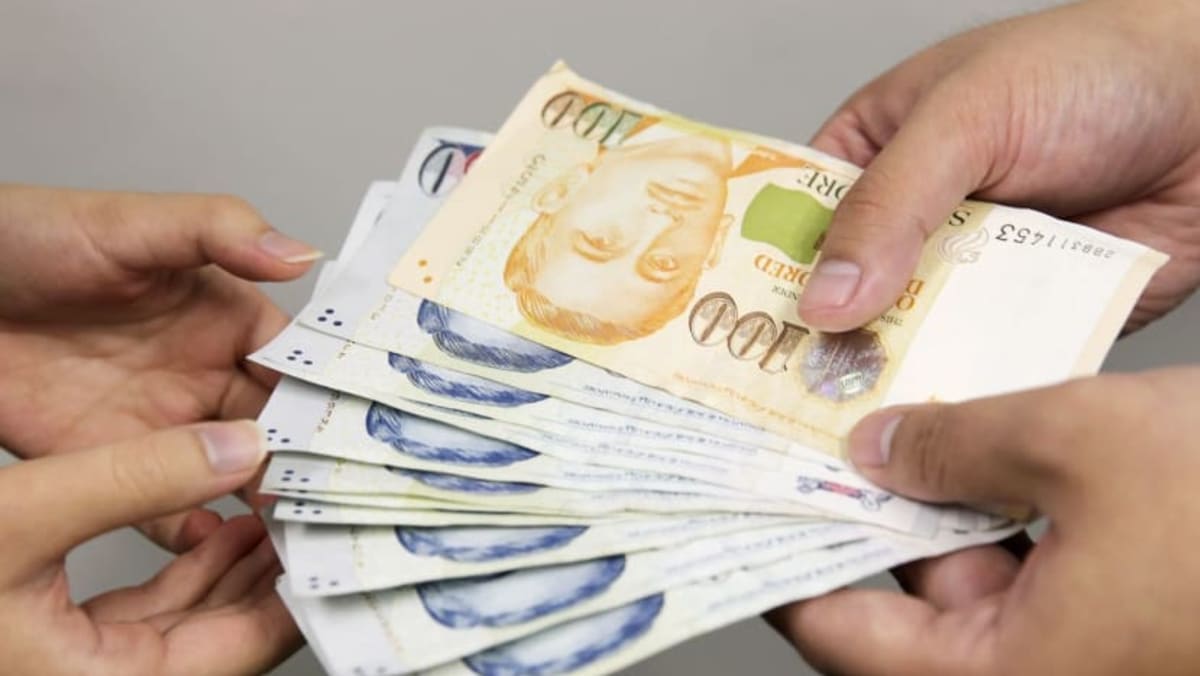 Man jailed in 2019 for making fake banknotes gets another 5 years for ...