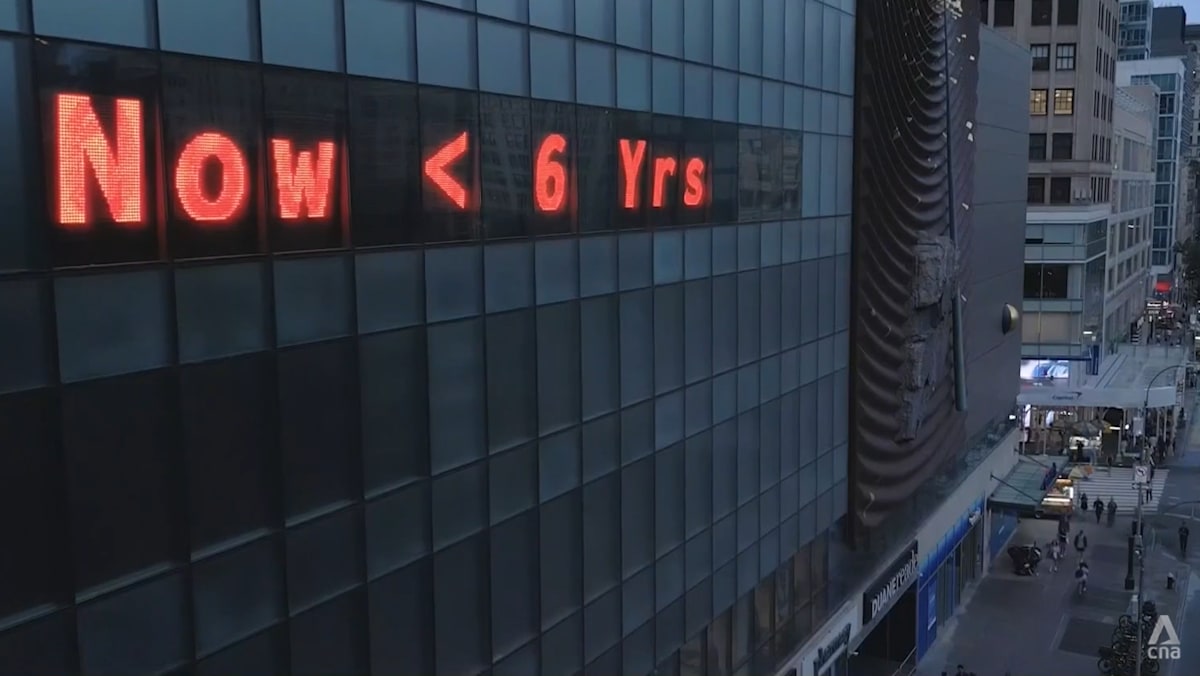 new york clock changes