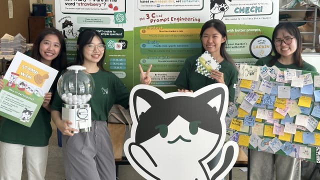 发起生成式人工智能扫盲运动 南大学生盼同侪有效使用ChatGPT - 8world