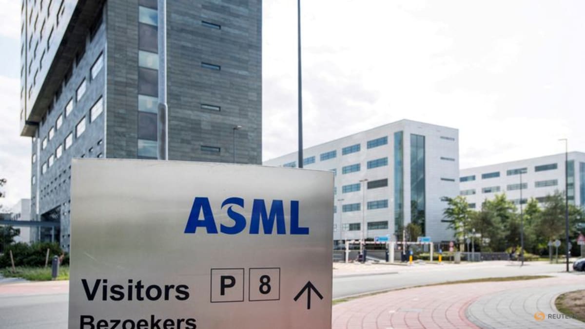 ASML warning shocks global chip investors - CNA