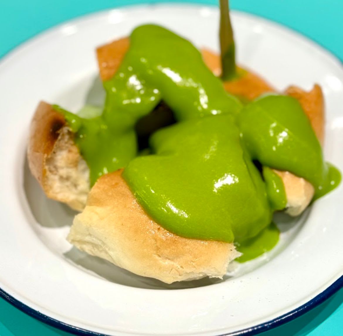 Cute Thai Toast Cafe In Wisma Serves Thick Slices Heaped With Thai Tea ...