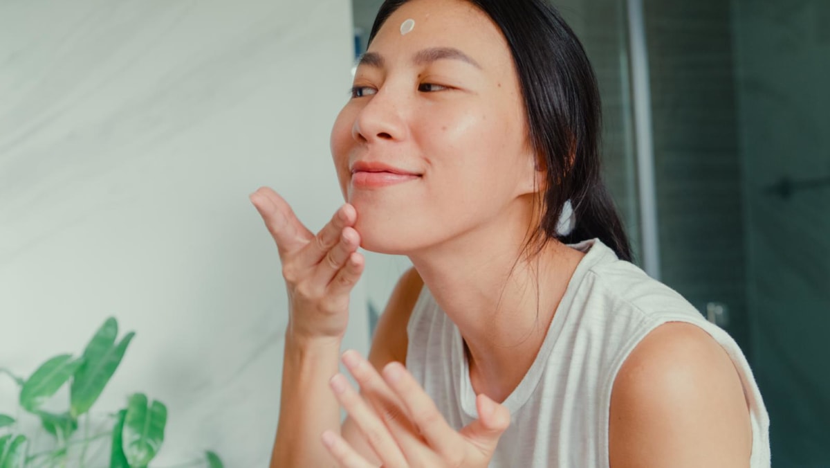 Should you ditch pimple creams with benzoyl peroxide? - CNA Lifestyle