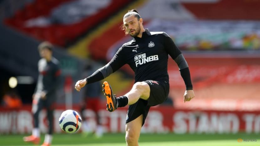 Carroll paying out of his own pocket to play for fourth-tier Bordeaux - CNA