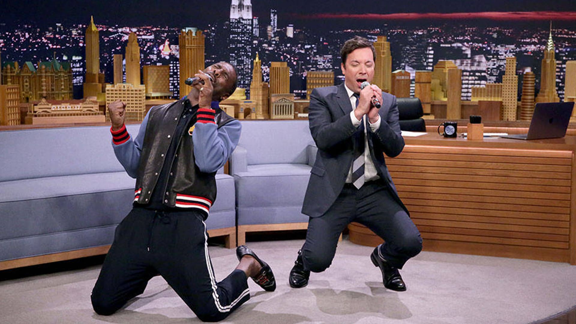 'The Tonight Show Starring Jimmy Fallon' Has Found A Theme Song For The ...