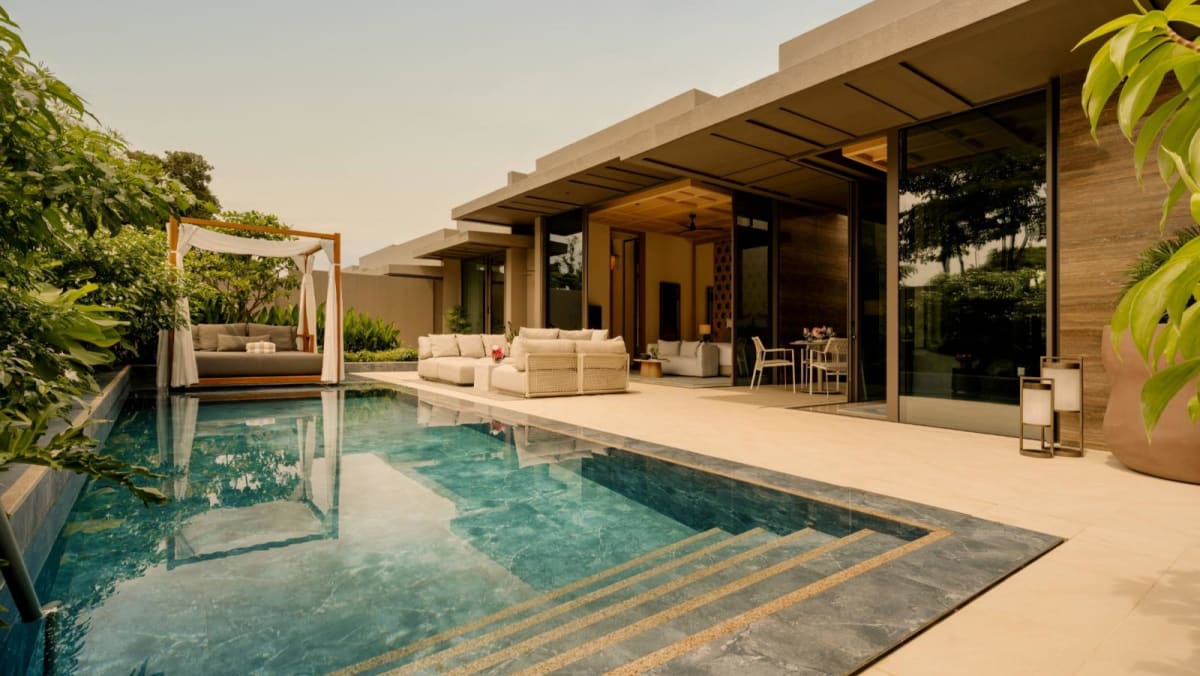 Hotel Tour: Inside Raffles Sentosa Singapore