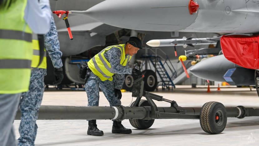 Behind the scenes: How RSAF tows its aircraft to the Singapore Airshow ...