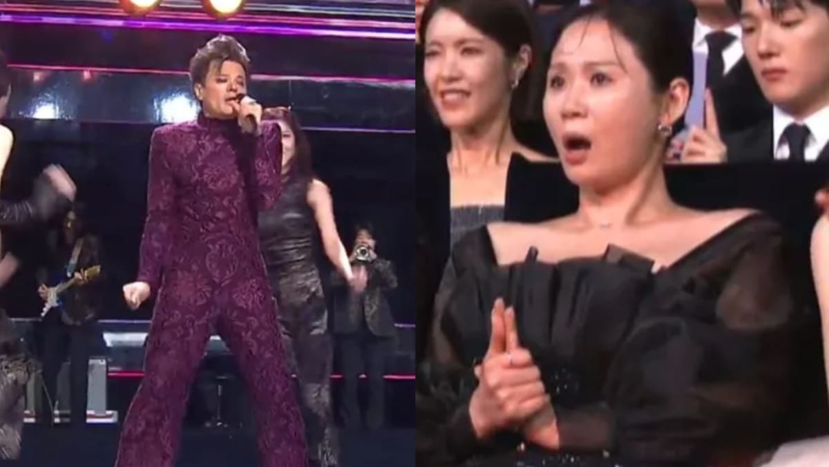 JYP’s campy performance at Blue Dragon Film Awards is a must watch just ...
