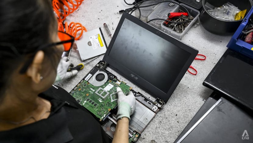 Thinking about recycling your laptop? This is what happens to your old ...