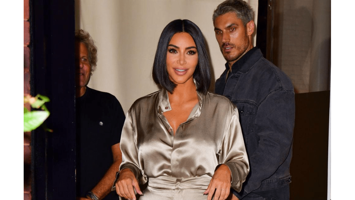 Kim Kardashian West talked with Rodney Reed about 'family' - 8days