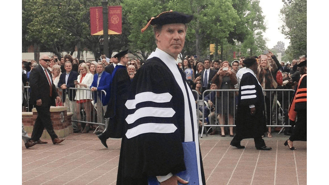 Will Ferrell serenades graduates with Whitney Houston ballad - 8days