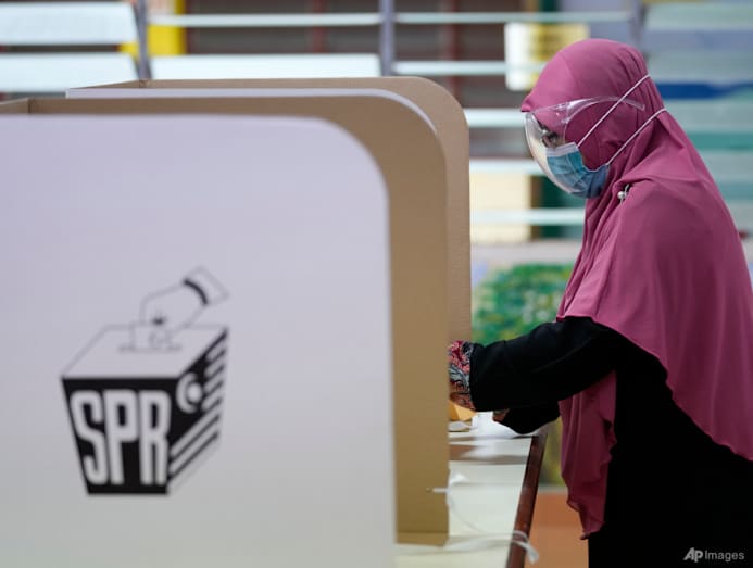 Mobile phone ban and COVID-19 rules: What you need to know about voting ...