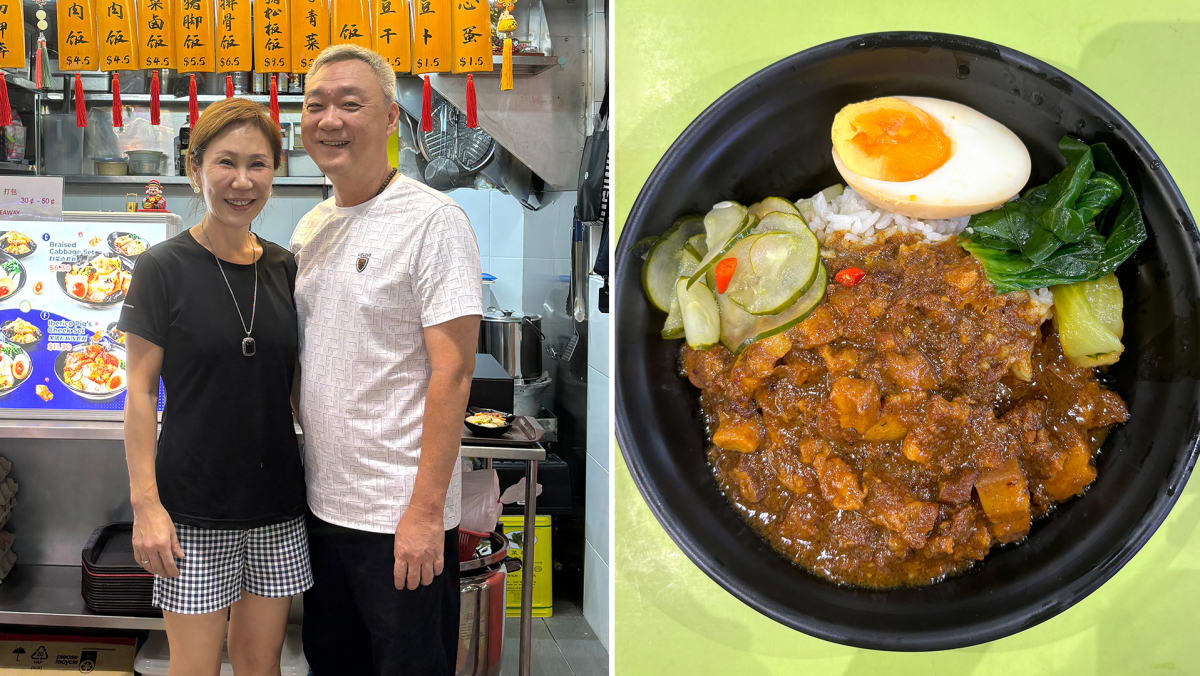Lu rou fan hawkers sell good-value S$6.30 set and high SES S$11.30 ...