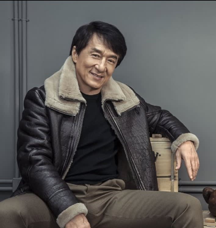 Jackie Chan 'Lookalike' In Brazil Has Us Believing In The Multiverse ...